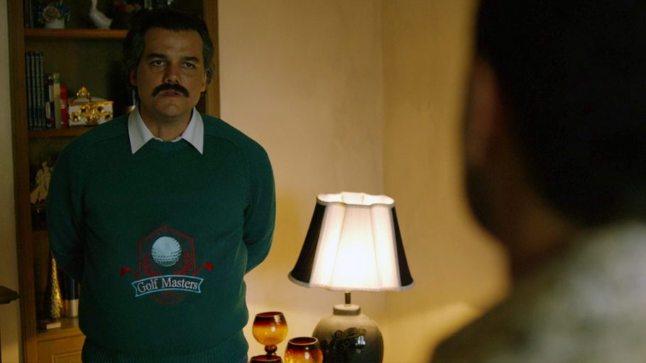 Look vintage: 18 leçons de style de Pablo Escobar dans la série narcos