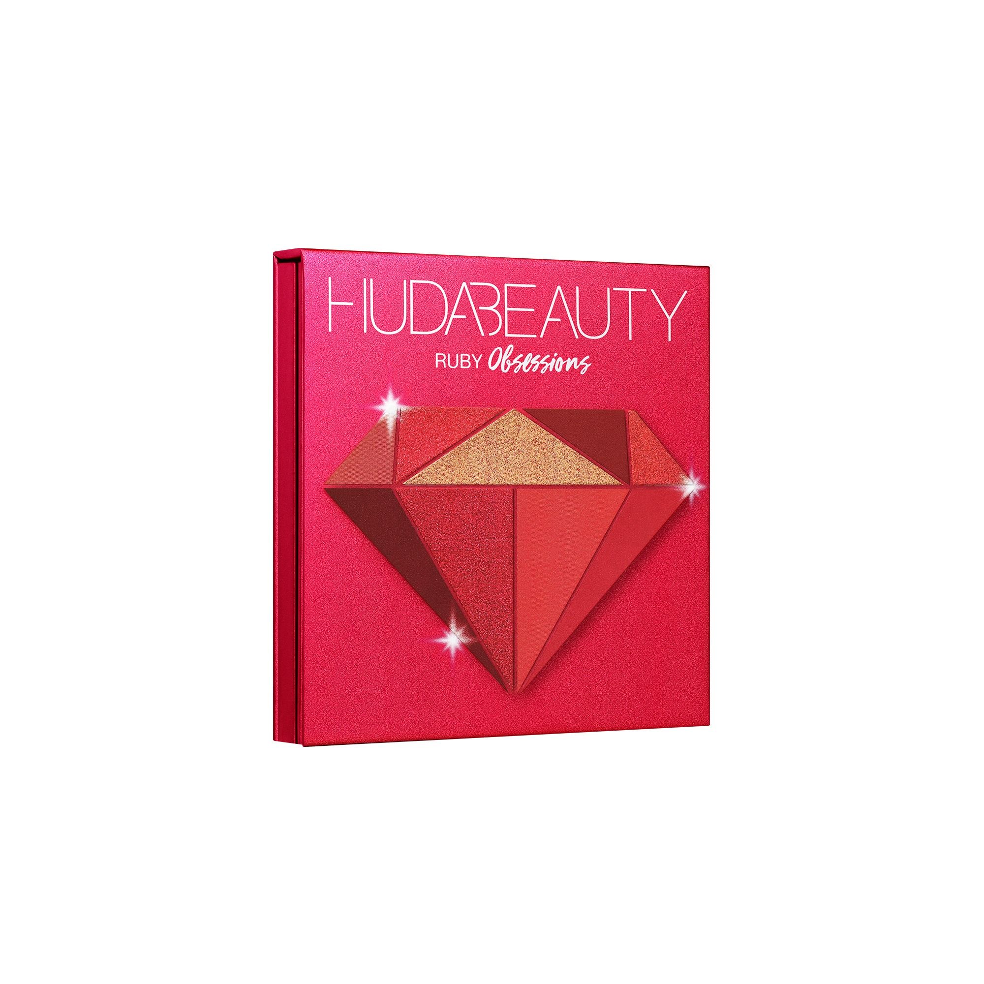 Tendance Beauté : Tout savoir sur la ligne cosmétique Houda Beauty