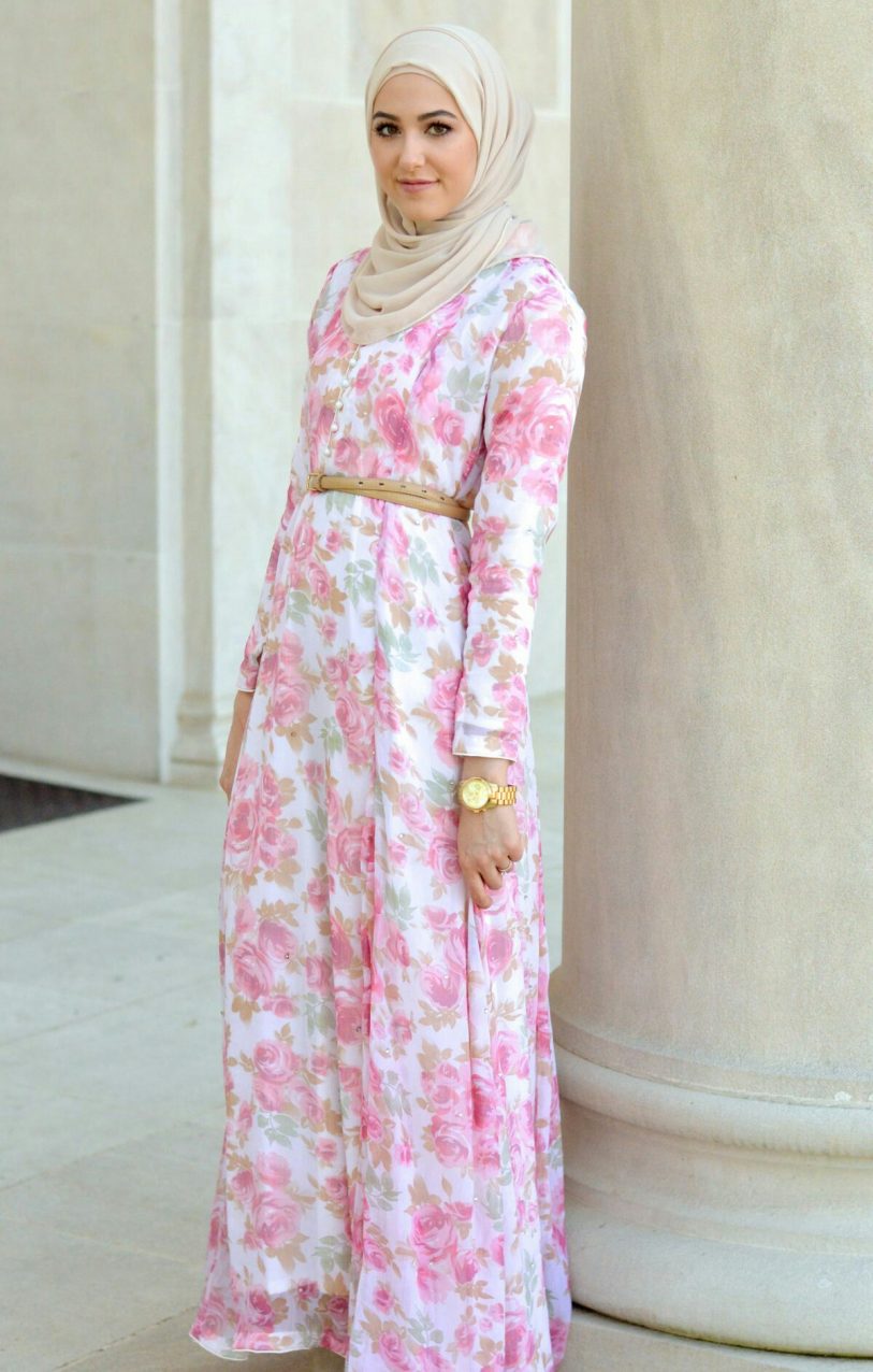 Hijab Style : 31 des plus belles robes femmes voilées tendance 2020